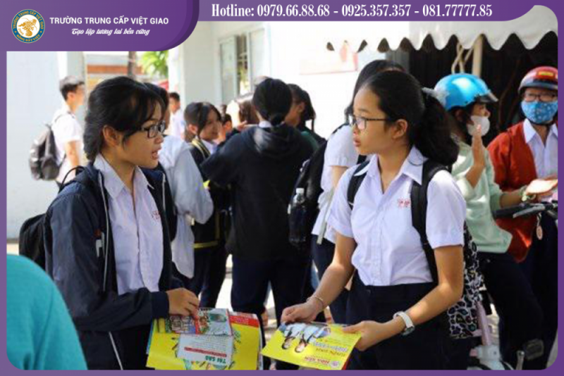 Chi tiết về thủ tục đăng ký nhập học lớp 10 chuẩn xác nhất